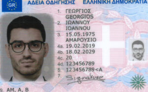 Can You Legally Hold Dual Driver's Licenses in Different Countries? ⇢