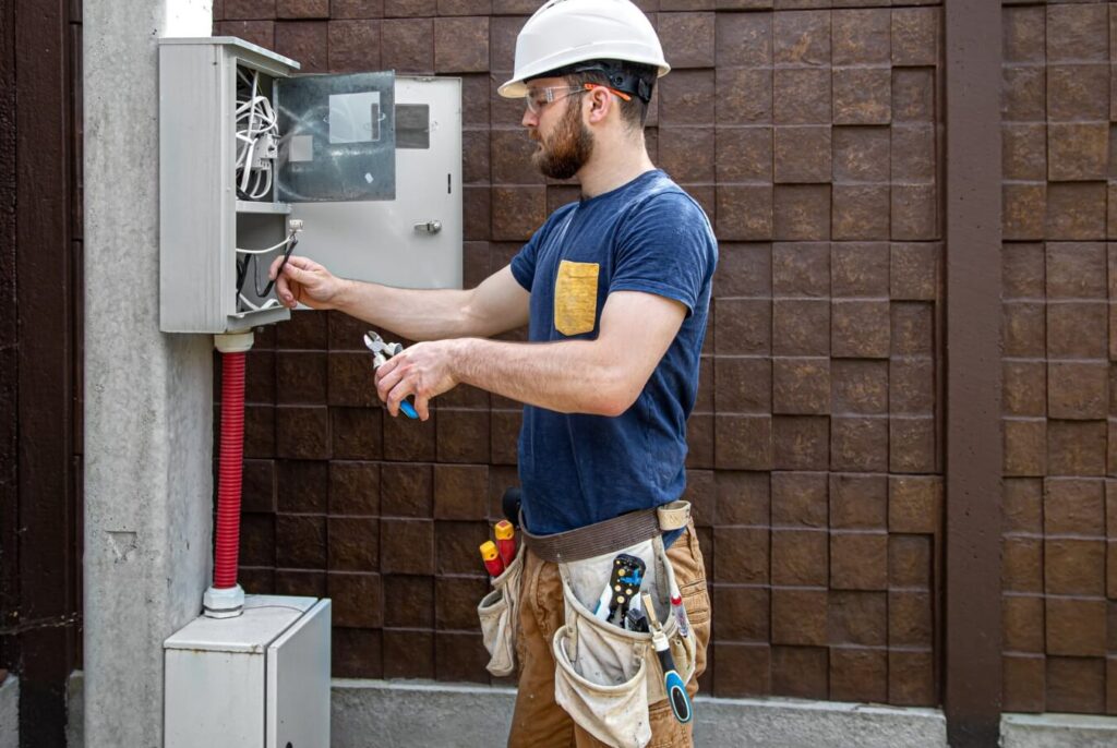 Essential Guide to Electrical Contractor Licensing: Everything You Need ...