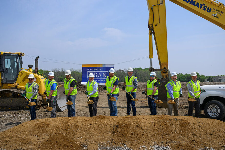 Exploring the Diversity of Midwest Contracting ⇢