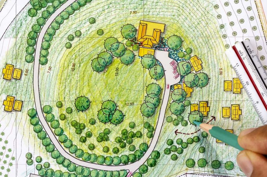 Master the Art of Landscape Construction with Certificate III Online ⇢