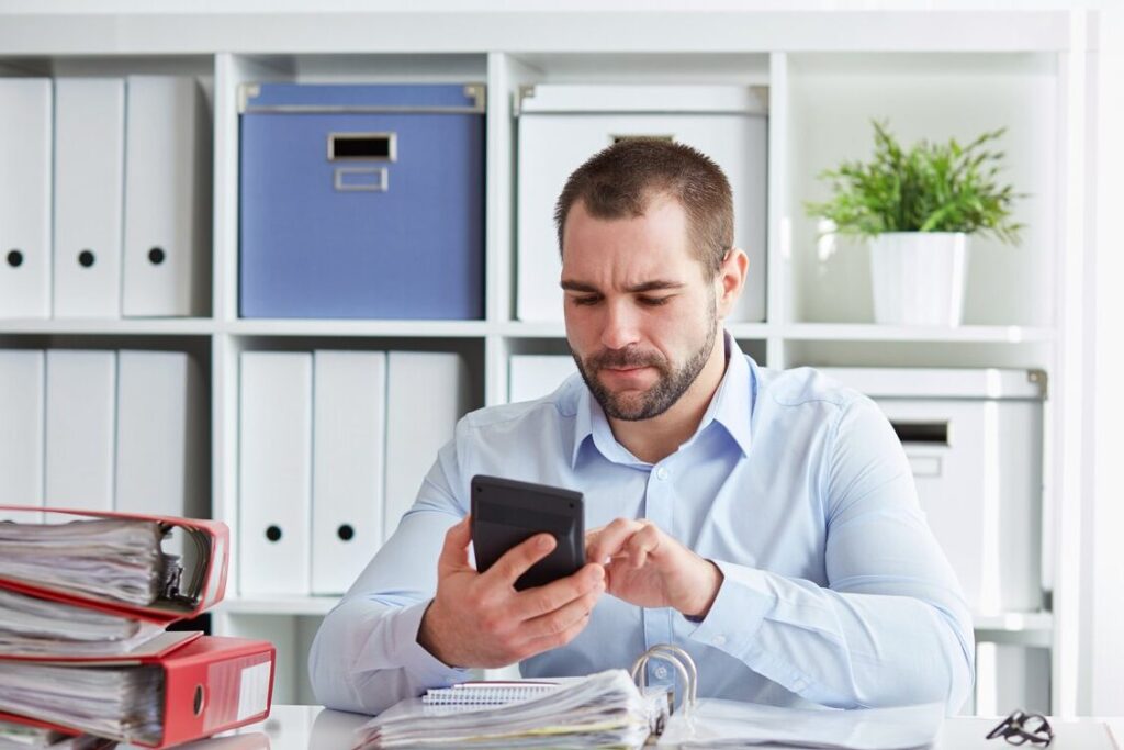 Maximize Savings: Understanding Mobile Phone Tax Depreciation ⇢