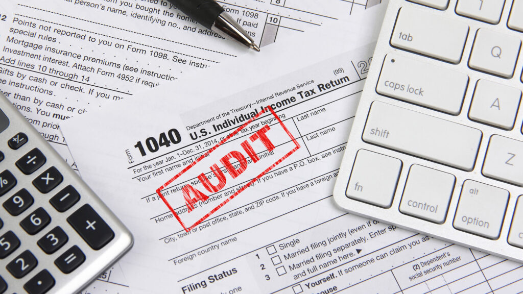 Maximize Your Tax Return as a Sole Trader: Expert Tips ⇢