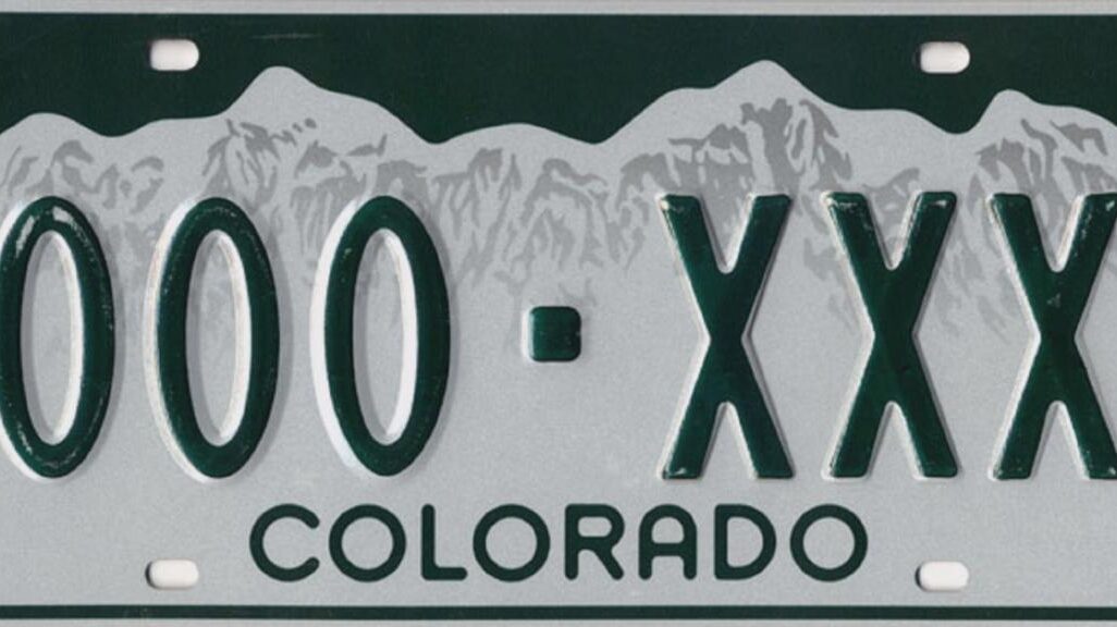 Revamp Your Vehicle: How to Repaint Your License Plate ⇢
