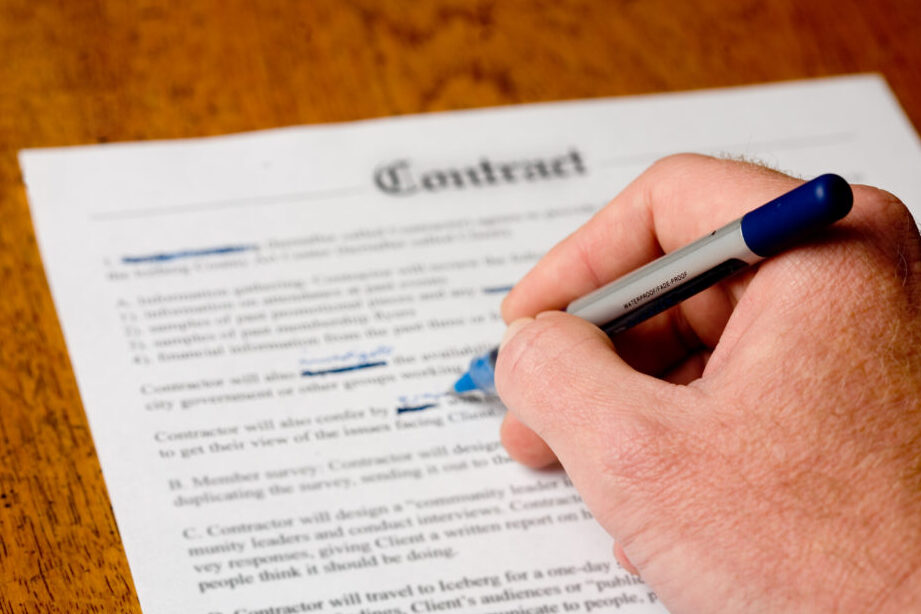 Understanding Auto-Renewal Laws: What You Need to Know ⇢
